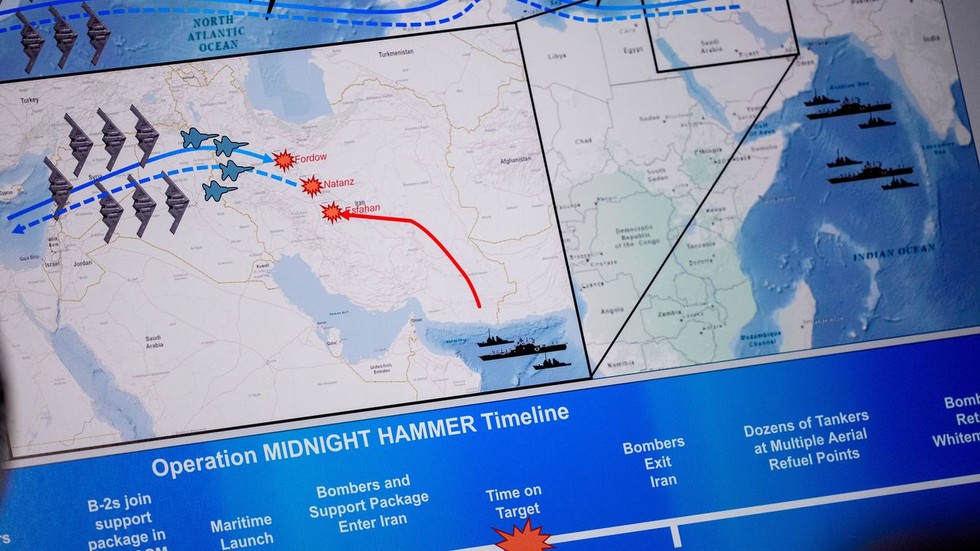 미국, 이란 공습 '초읽기'… 로이터 "24시간 내 타격 가능성" vs WSJ "걸프국들 만류 총력" - 지오스토리